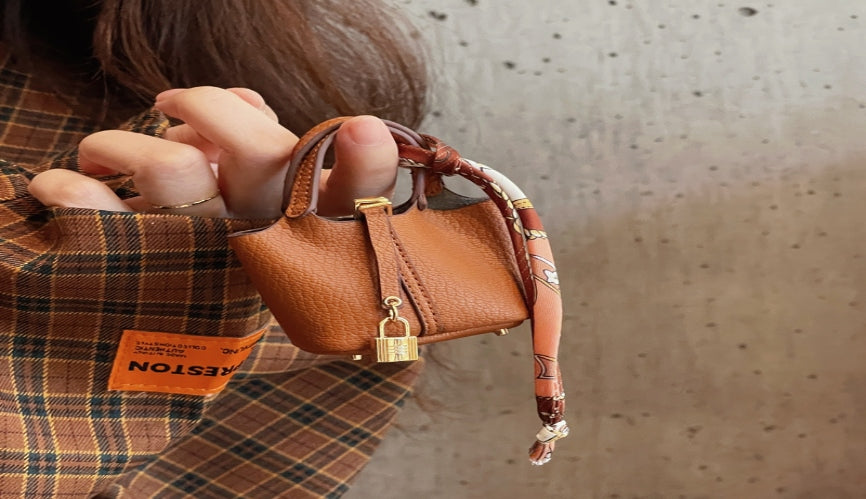 Mini Designer Inspired Handbag Key Charm – Barkermeow